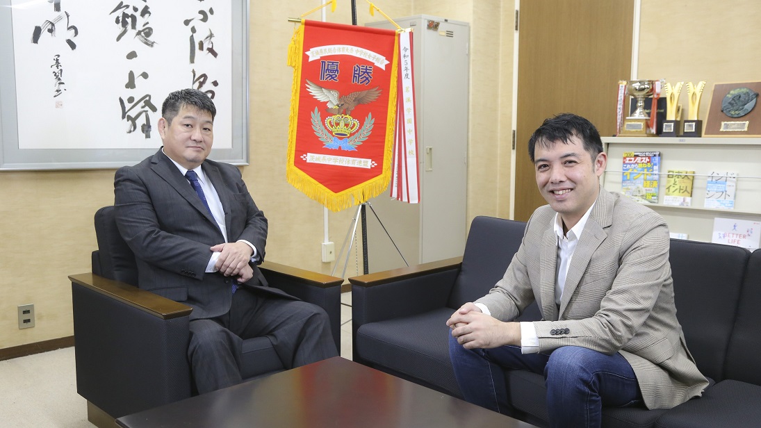 【教育者×役員対談】つくばの学校とベンチャーが連携し、世界へ羽ばたく若い世代を応援|VeBuIn株式会社の採用オウンドメディア